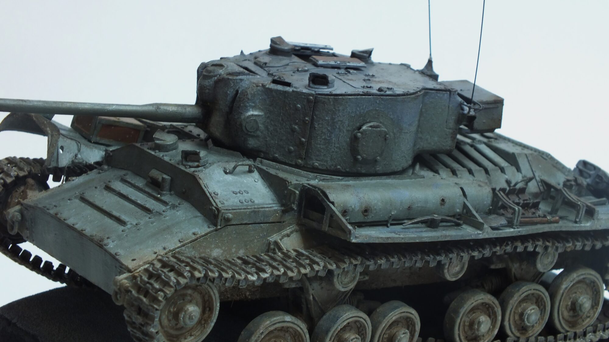 Couple Project: Valentine Mk.IX – 1:35 “What Do You See?” - floh models
